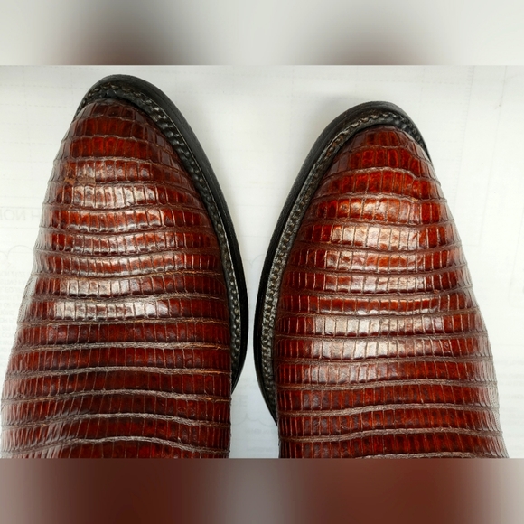 Lucchese | Shoes | Genuine Lucchese Classic Teju Lizard Boots 9d In ...